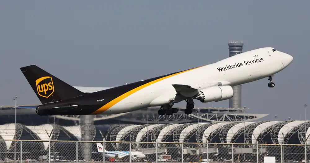 Makroekonomi Menantang, Pendapatan United Parcel Service (UPS) Turun ...